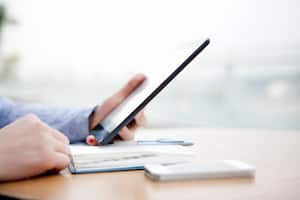 7 Cool ways to reuse your old tablet