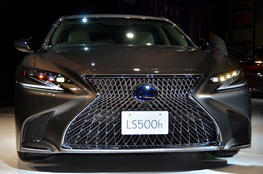 Toyota's swanky Lexus LS concept to enter production form, see launch ...