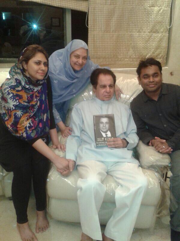 20 Rare, old and unseen pictures of Dilip Kumar