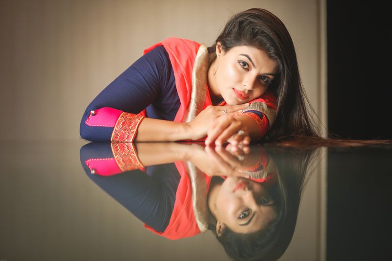 நடிகை தேஜா ஸ்ரீ இவ்வளவு ஹாட் நாயகியா!