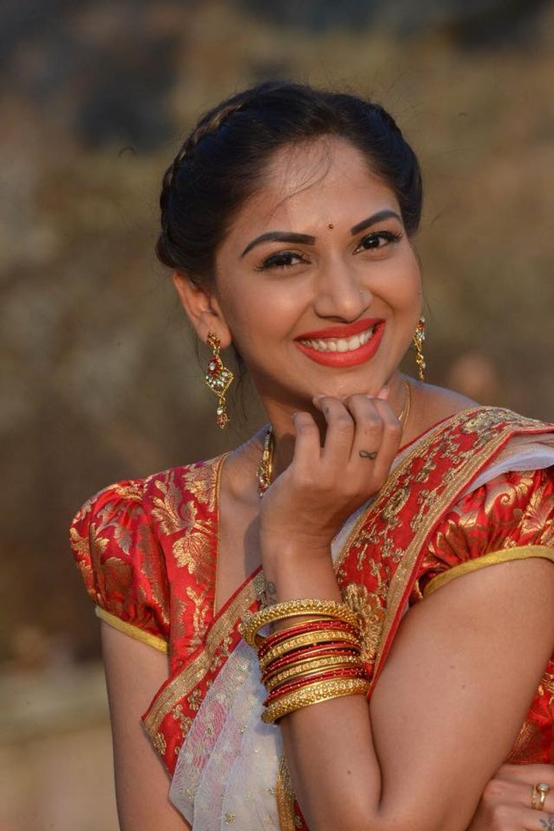 Bengaluru: Janumada Jodi actress Neha Patil gets engaged