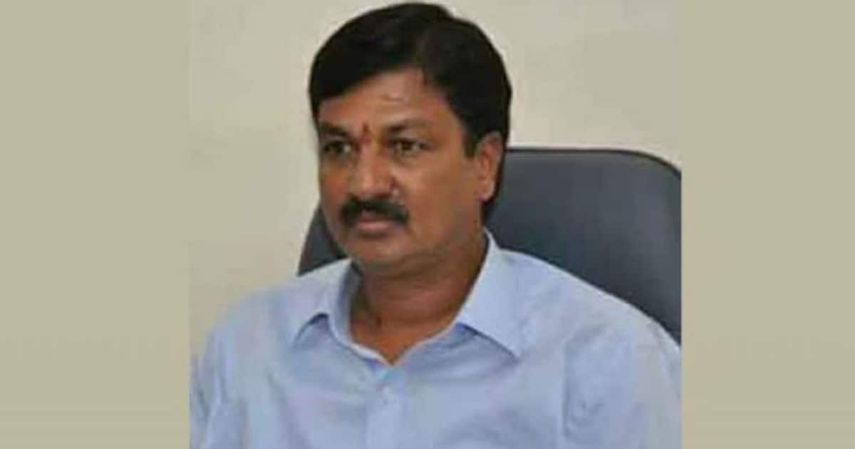 Ramesh Jarkiholi joining BJP setback for Karnataka Congress