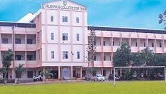 ചോദ്യക്കടലാസ് കെട്ട് മാറിപൊട്ടിച്ച് ക്രമവിരുദ്ധമായി പരീക്ഷ നടത്തി ...