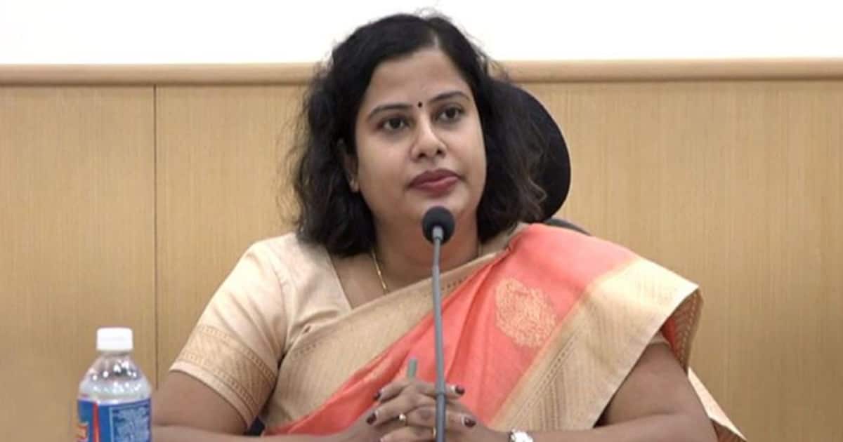 16 IAS ಅಧಿಕಾರಿಗಳ ವರ್ಗಾವಣೆ: ಮಂಡ್ಯಕ್ಕೆ ಮತ್ತೆ ಮಂಜುಶ್ರೀ ವಾಪಸ್