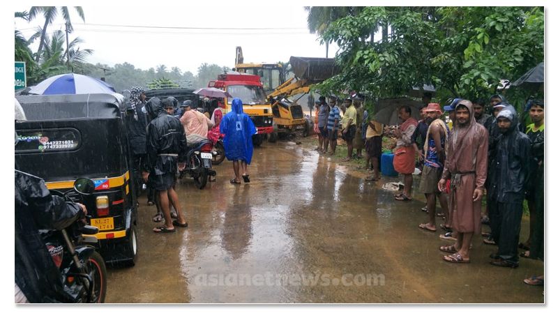 വിങ്ങി വിതുമ്പി കവളപ്പാറ | landslide at malappuram kavalappara kerala ...