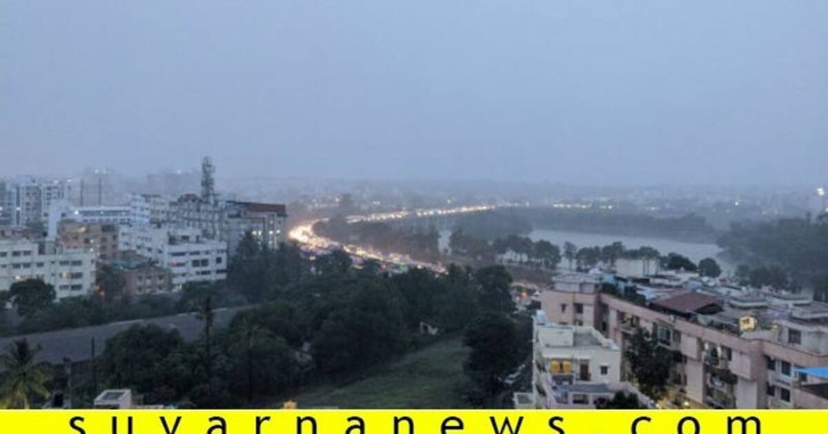 ಮಳೆಯಬ್ಬರಕ್ಕೆ ಉಕ್ಕಿದ ವೃಷಭಾವತಿ: ರಸ್ತೆ ಮೇಲೆ 5 ಅಡಿ ಎತ್ತರಕ್ಕೆ ಹರಿದ ನೀರು ...