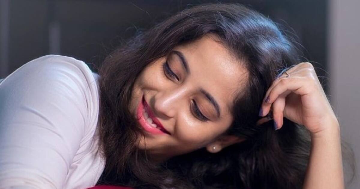 నా పరిస్థితి ఏంటి..? ఏమైనా ఉందా? నటితో నిర్మాత వెకిలి చేష్టలు | Fun ...