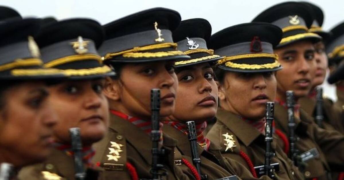 Women CRPF personnel take guard in first deployment for security duties ...