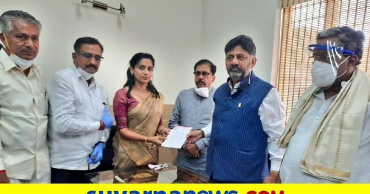 ಡಿ. ಕೆ. ರವಿ ಪತ್ನಿ ಕುಸುಮಾ ಕಾಂಗ್ರೆಸ್‌ಗೆ ಸೇರ್ಪಡೆ! | Karnataka Politics DK ...