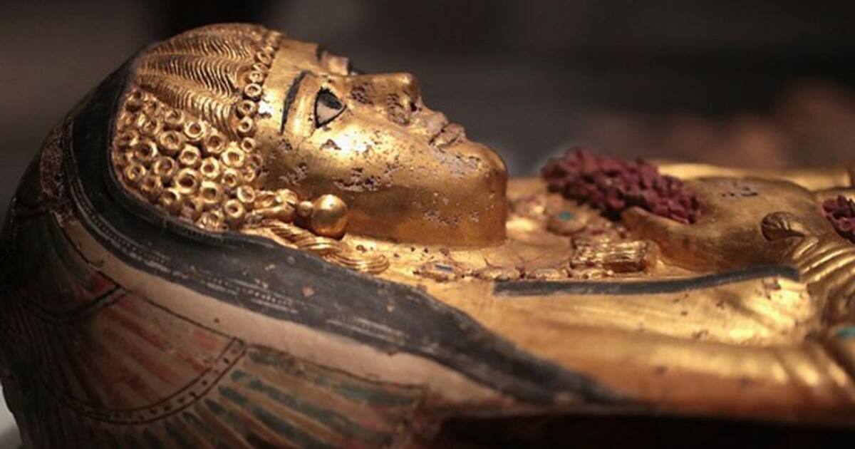 2,500 యేళ్ళైనా చెక్కు చెదరని ‘మమ్మీ’.. | Archaeologists in Egypt open ...