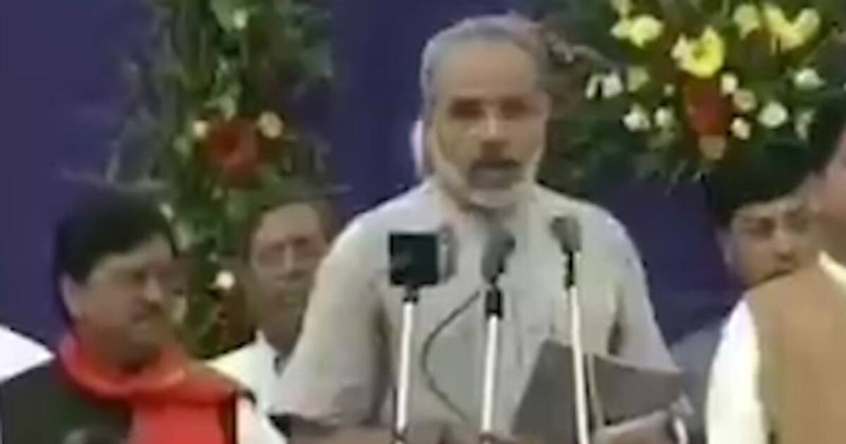 From the archives: Watch video of Modi taking oath as Gujarat CM in 2001