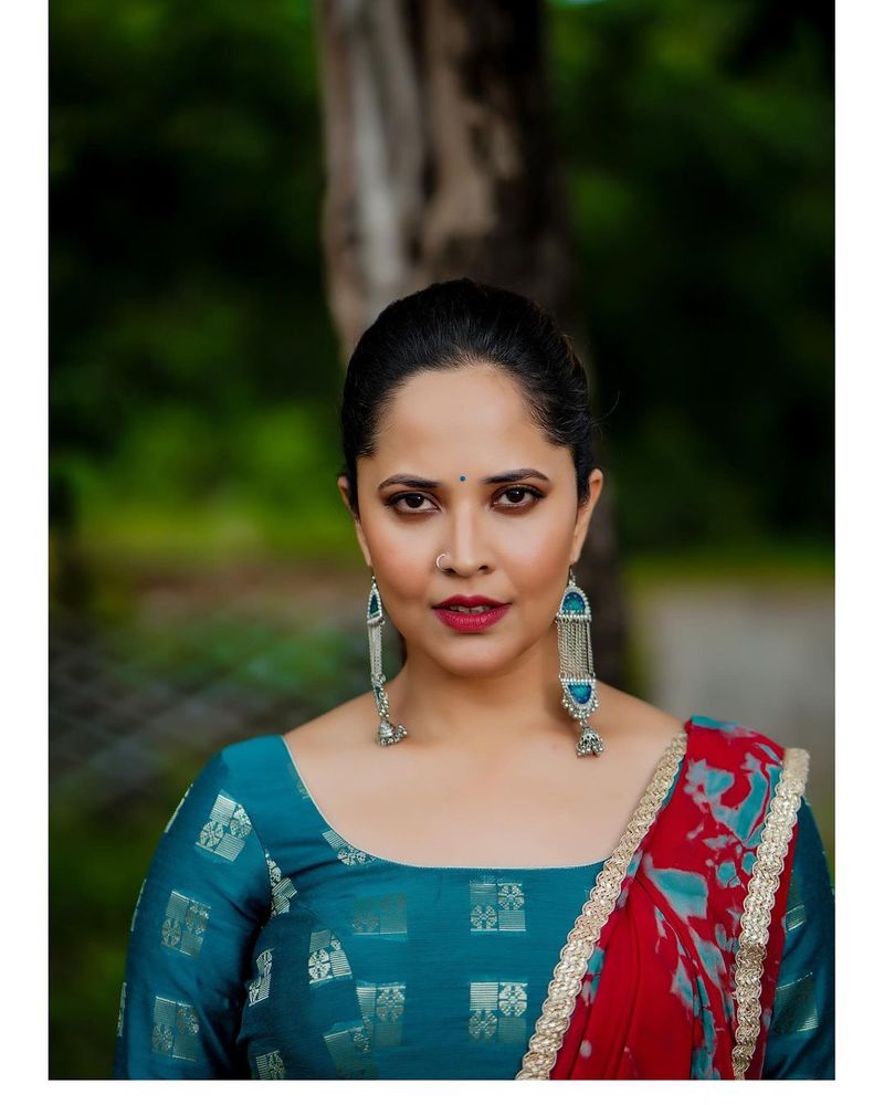 మీ నవ్వుకి, అందానికి ఆల్వేస్‌ ఫిదా.. హీటెక్కిస్తున్న అనసూయ లేటెస్ట్ ...