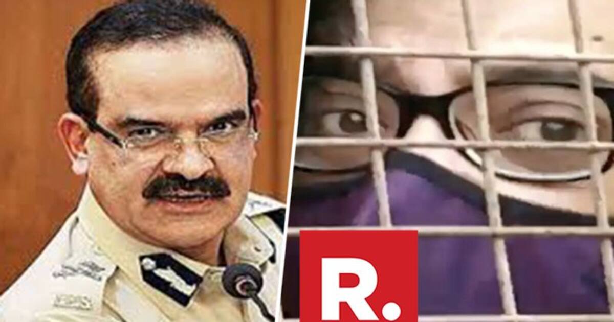 Mumbai Police arrests journalist Arnab Goswami