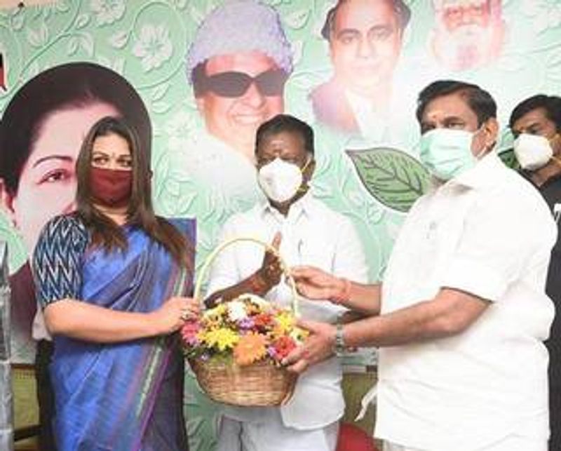 ஸ்டாலினை குறிவைத்த அப்சரா ரெட்டி.. அதிமுக சார்பில் கொளத்தூரில் களமிறங்க ...