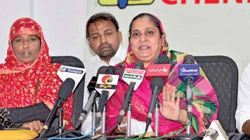 ஜோதிமணி நீங்க ரொம்ப ஒழுங்கா..! தெளிவா போட்டு தாக்கும் பிஜேபி பாத்திமா ...