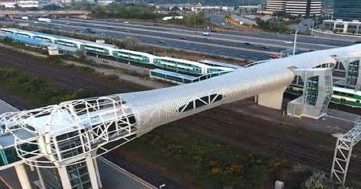 Guinness World Record: 820-foot long Pickering pedestrian bridge in ...
