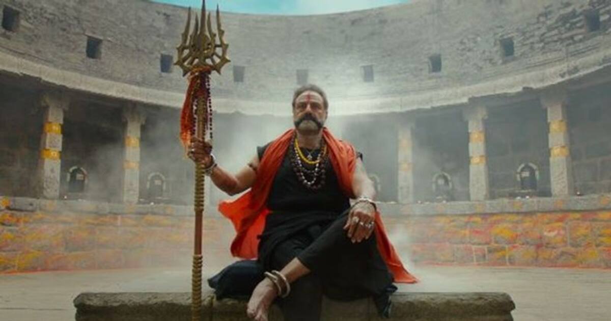 Akhanda Trailer: బ్రేకుల్లేని బుల్డోజర్ లా తొక్కేస్తా అంటున్న బాలయ్య ...