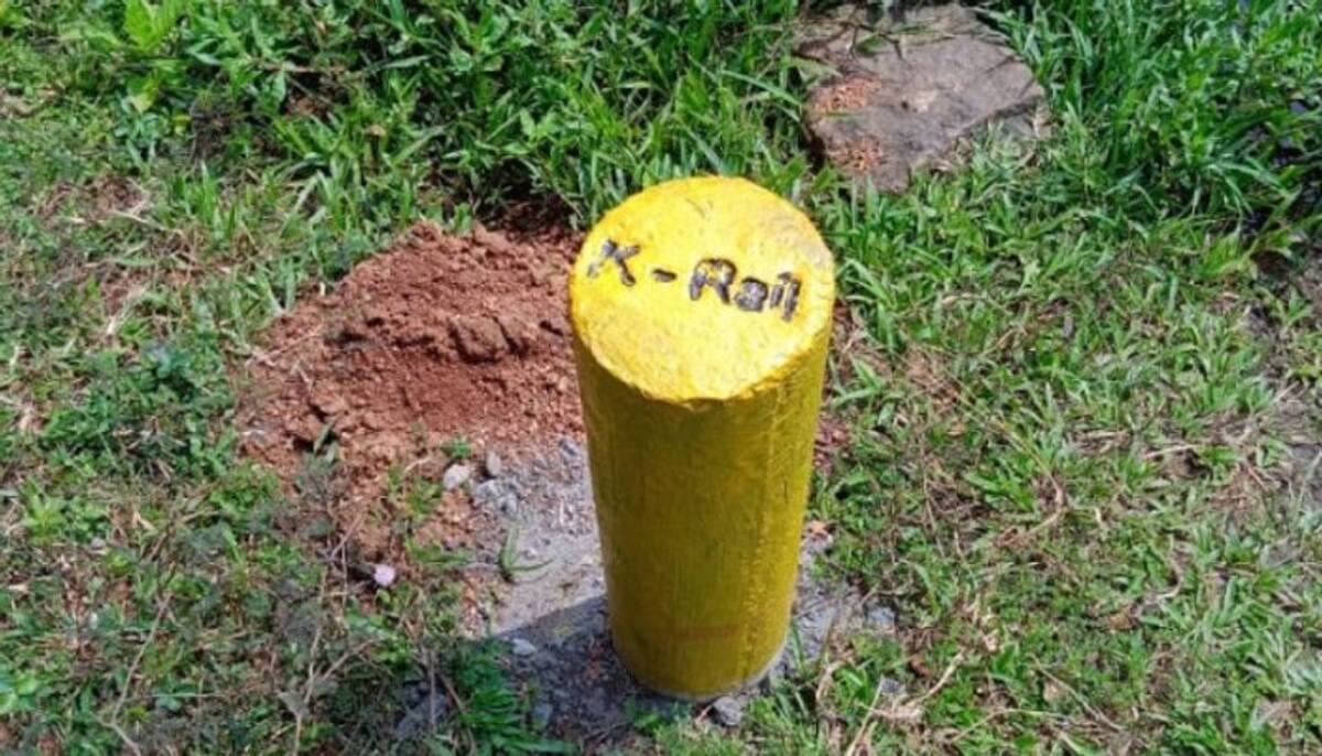 K Rail : വിവാദങ്ങൾക്കിടെ മൂന്ന് ജില്ലകളിൽ സാമൂഹികാഘാത പഠനത്തിന് ...