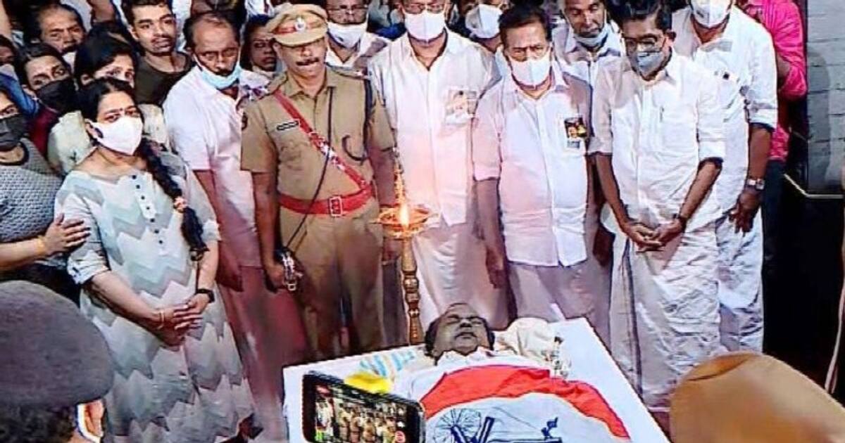 PT Thomas funeral : പി ടി തോമസ്സിന്‍റെ പൊതുദർശനം: തൃക്കാക്കര നഗരസഭയി ...
