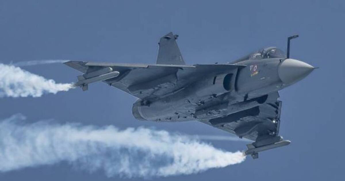 Singapore Airshow 2022ರಲ್ಲಿ ಹೀರೋ ಆದ 'ಮೇಡ್‌ ಇನ್ ಇಂಡಿಯಾ'ದ ತೇಜಸ್! | Made ...