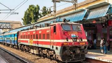 യാത്രയ്‌ക്കിടെ മലബാർ എക്സ്‌പ്രസ് ട്രെയിനിൽ ഒരാൾ തൂങ്ങിമരിച്ച നിലയി ...