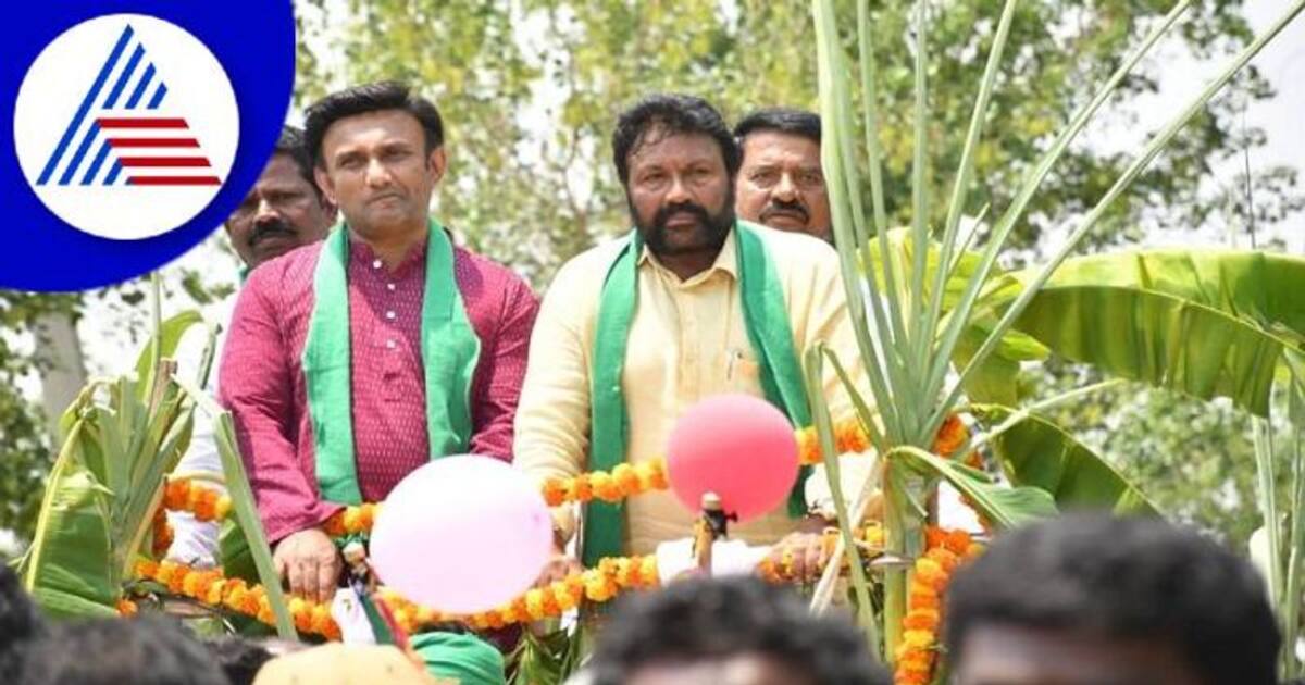 ಚಿಕ್ಕಬಳ್ಳಾಪುರದಲ್ಲಿ ರೈತರೊಂದಿಗೊಂದು ದಿನ: ರೈತರ ಕೃಷಿ ಪದ್ಧತಿಗೆ ಬಿ.ಸಿ.ಪಾಟೀಲ್ ...