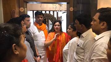 Hanuman Chalisa row: Who is Navneet Rana and why is Shiv Sena angry with her