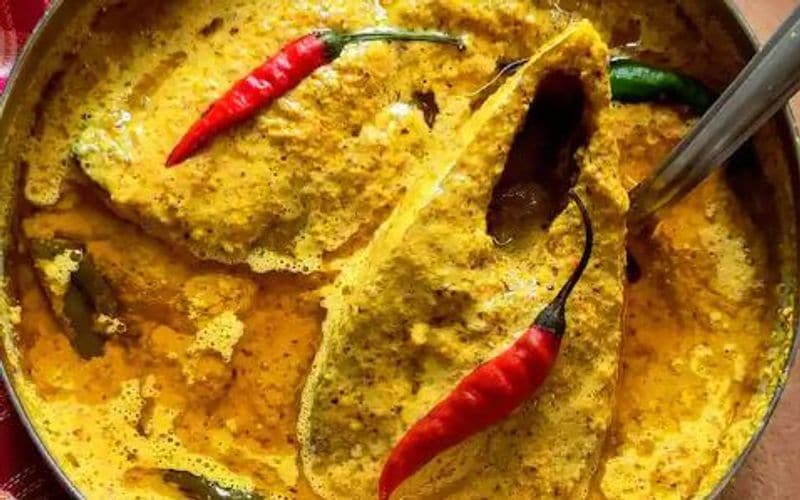 Monsoon season special: Learn traditional 'Sorsebata Ilish Mach' recipe NOW