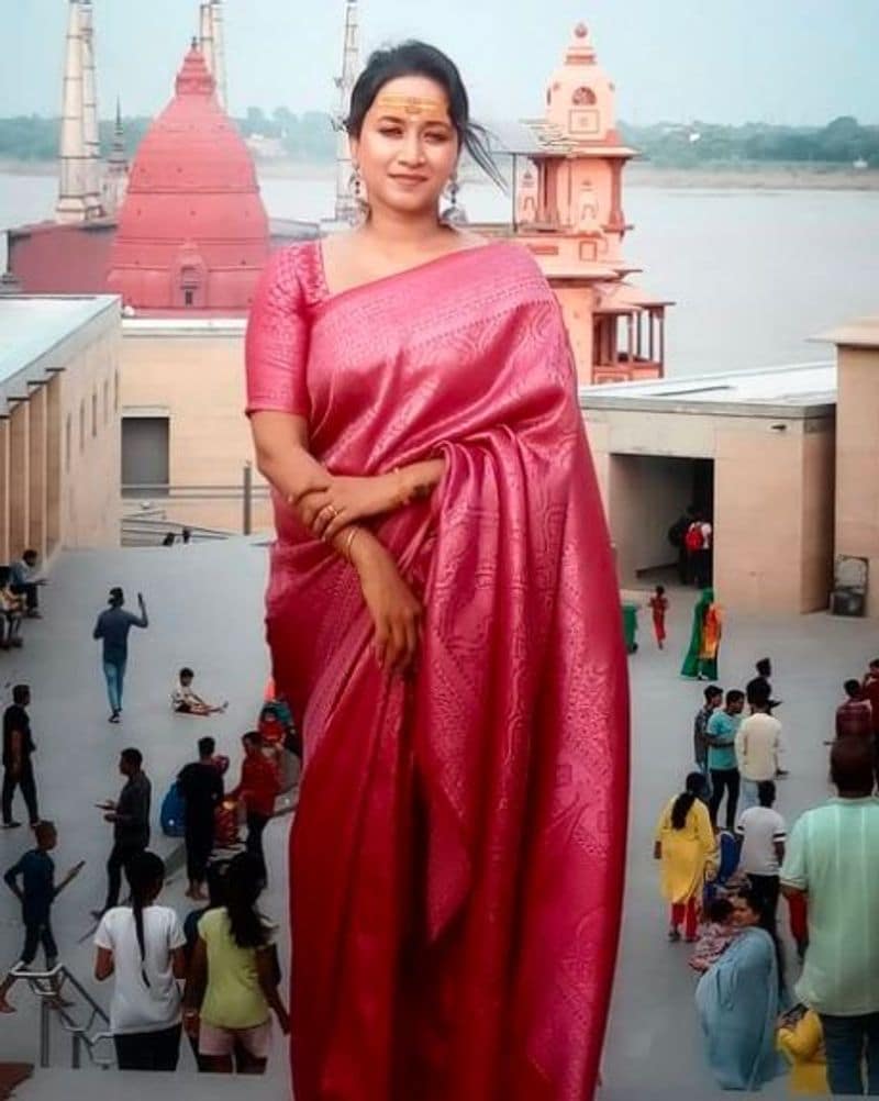 Bhavana Nagaiah ನೆಮ್ಮದಿಯ ಕ್ಷಣ ವಿಶ್ವನಾಥನ ದರ್ಶನ