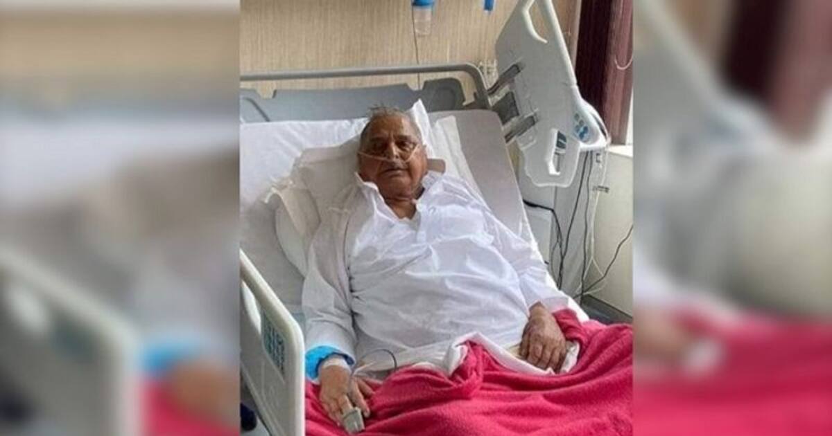 Mulayam Singh Yadav still in ICU, condition critical, says Gurugram hospital