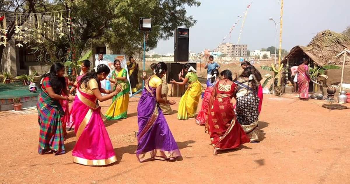 பல்லடத்தில் பாரம்பரிய முறையில் நடைபெற்ற வள்ளி கும்மியாட்டம்