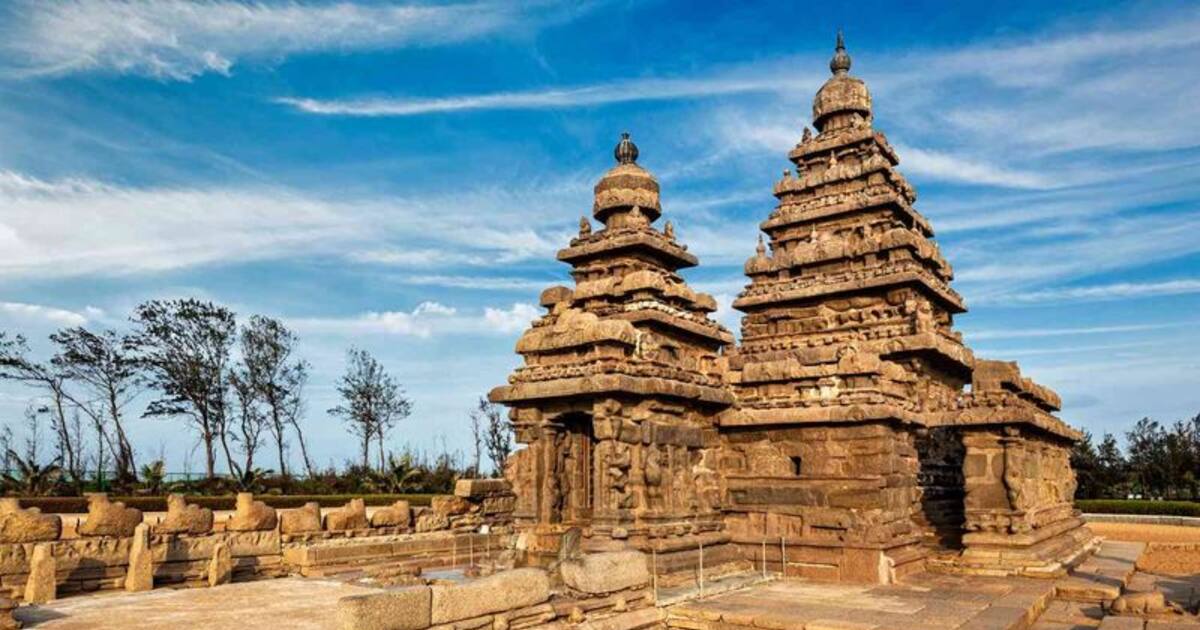 மகாபலிபுரத்தை சுற்றிப்பார்த்த முதல்வரை சுற்றி சுற்றி பார்த்த பொதுமக்கள்