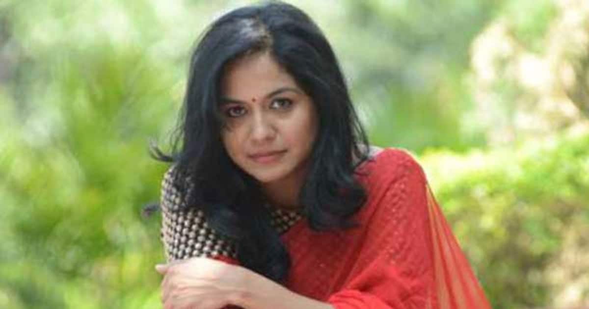 ఆ అదృష్టం లేకుండా చేసిన దేవుణ్ణి నిందిస్తూనే ఉంటా... సింగర్ సునీత ఎమోషనల్ పోస్ట్!