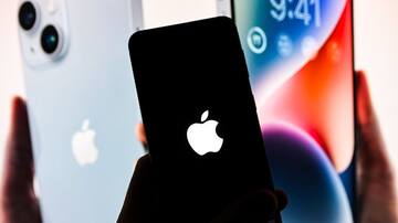 Did you know Apple's first-generation iPhone sold for over Rs 50 lakh ...