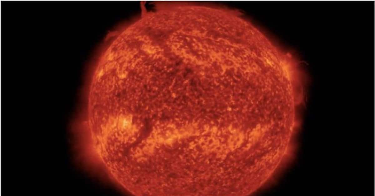 സൂര്യന്റെ കഷ്ണം വേർപെട്ടു, അമ്പരന്ന് ശാസ്ത്രലോകം-വീഡിയോ