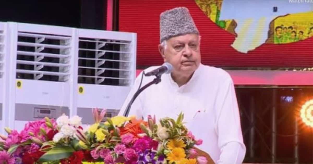 Farooq Abdullah once again bats for talks with Pakistan, says killings ... Farooq Abdullah once again bats for talks with Pakistan, says killings ...