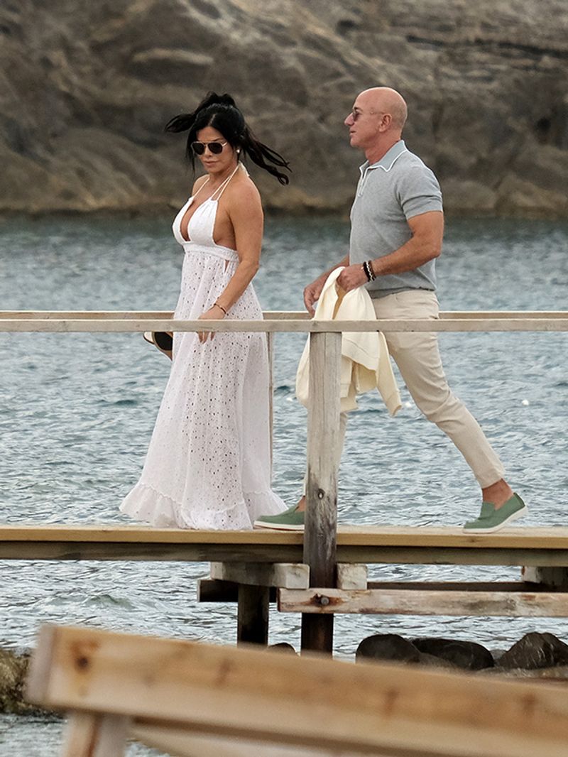 Lauren Sánchez: Know all about Amazon founder Jeff Bezos' fiancée