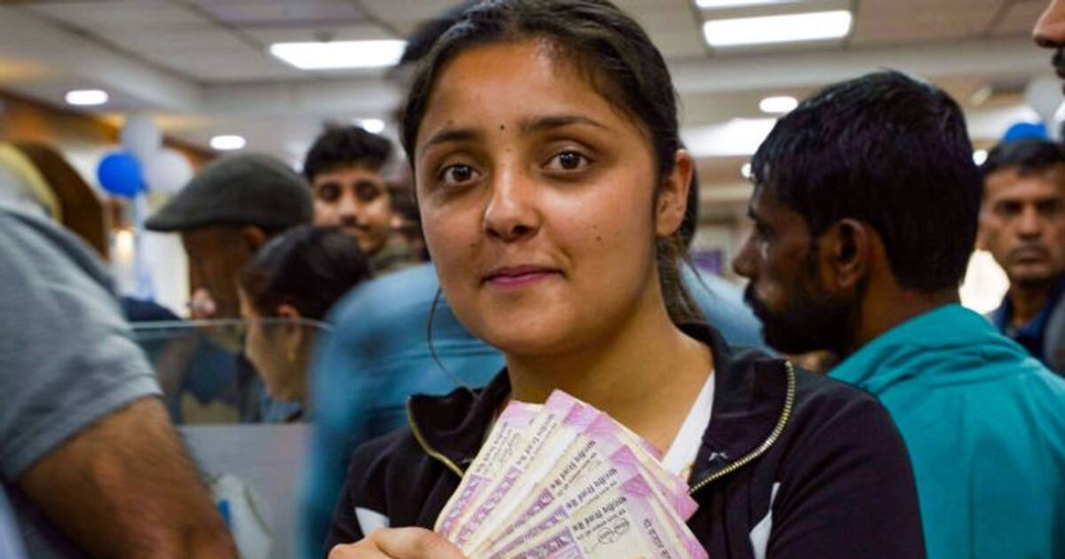 SBI report: Average income of middle-class Indians nearly tripled over ...