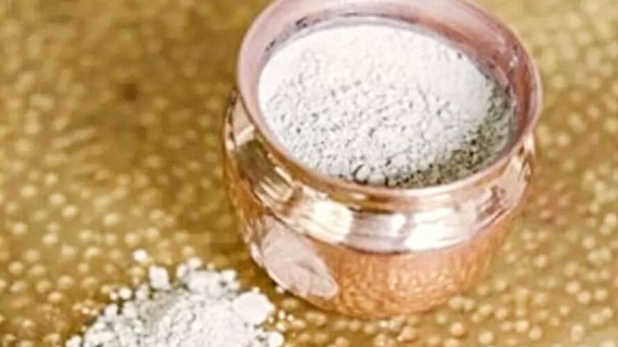 நெற்றியில் திருநீறு வைத்தால் இத்தனை நன்மைகளும் கிடைக்குமா? உண்மையான ...