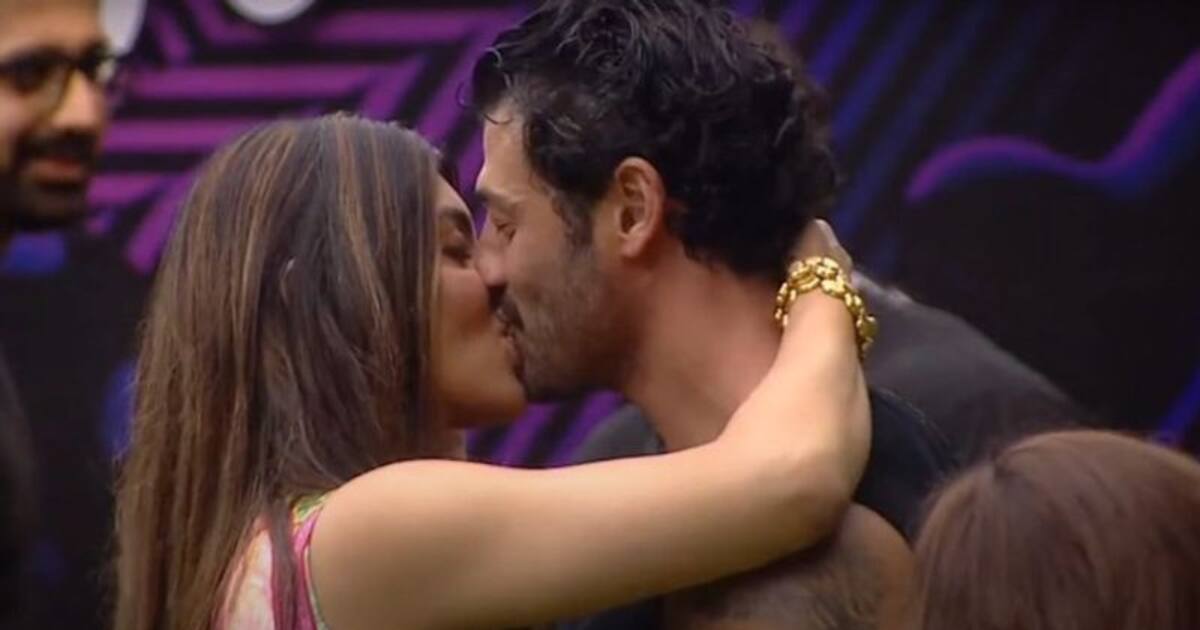 Bigg Boss OTT 2: Akanksha Puri, Jad Hadid's STEAMY lip-lock during task leaves netizens puzzled ...