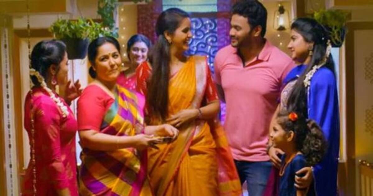 Kayal Serial: எதிர்நீச்சலை ஓரம்கட்டி கயல்..! டி.ஆர்.பி-யில் இதுவரை எந்த ...
