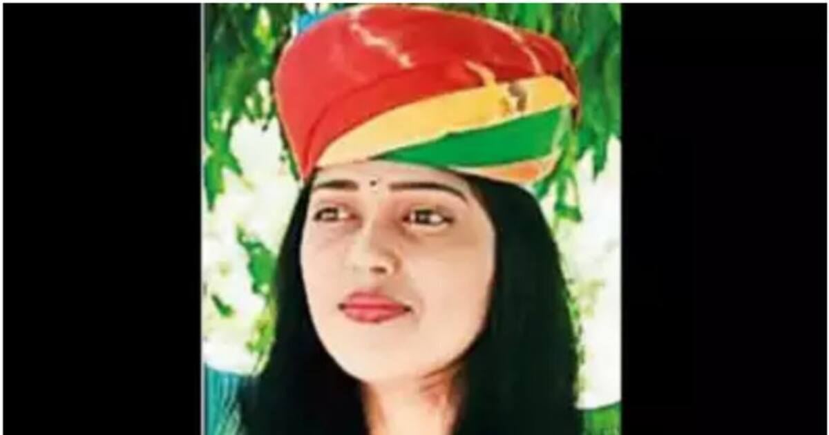 ഭക്ഷണം വിളമ്പുന്നതിനെച്ചൊല്ലി തർക്കം, രാഷ്ട്രീയക്കാരിയായ ഭാര്യയെ ...