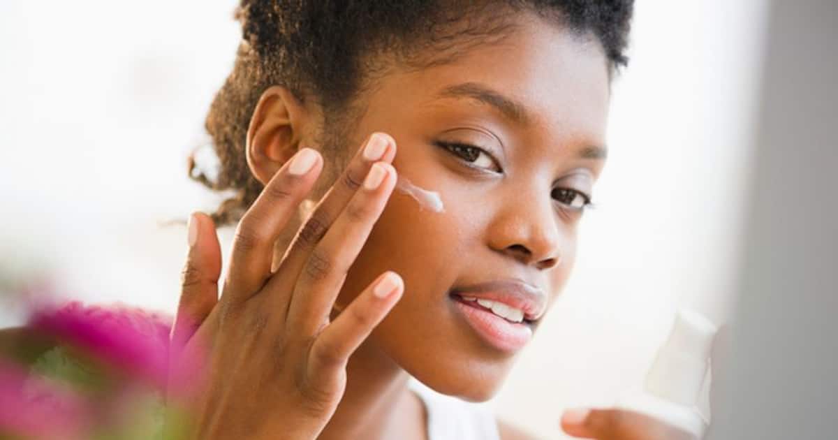 Here are 7 best ways to use a sunscreen during monsoon