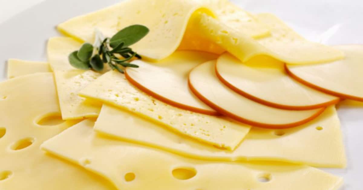 Healthy Life: 5 incredible benefits of Cheese on the body