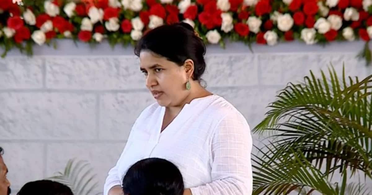 Veena Vijayan controversy : മുഖ്യമന്ത്രിയുടെ മകൾക്കെതിരായ മാസപ്പടി ...