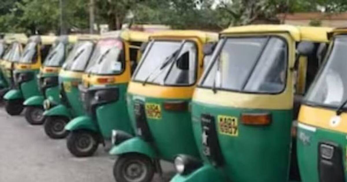 Karnataka: Auto drivers in Tumkur want new permits halted