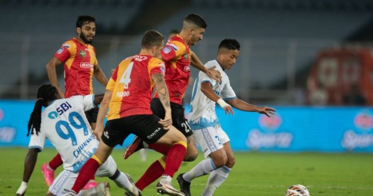 ISL 2023-24: Coach Cuadrat satisfied with East Bengal FC's energy despite goalless draw against ...