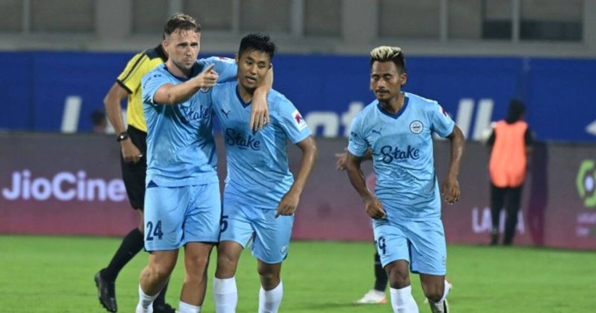 ISL 2023-24: Mumbai City FC's coach Des Buckingham praises players ...