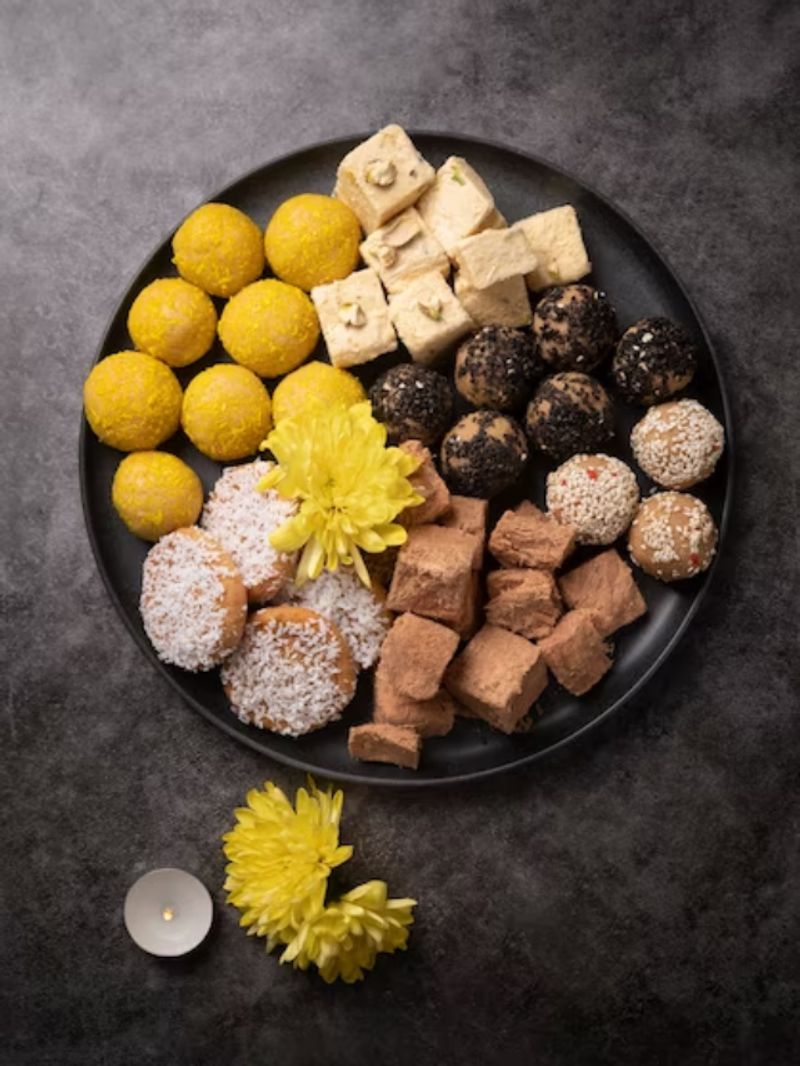 Gulab Jamun to Barfi-7 desserts to serve on Diwali dinner