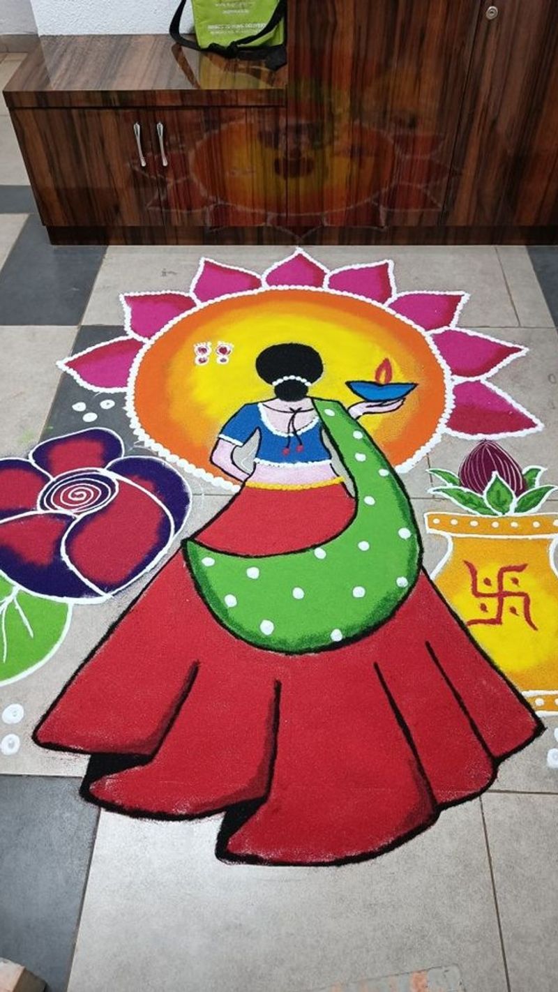 Dhanteras Rangoli 2023:खिल उठेगा घर धनतेरस पर Try करें 8 रंगोली डिजाइन